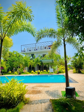 Exterior. Anukama Resort