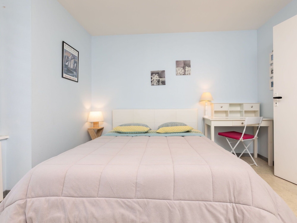 Joli Appartement Pour 2 Personnes Avec Wifi, Tv Et Parking - Saint-Coulomb