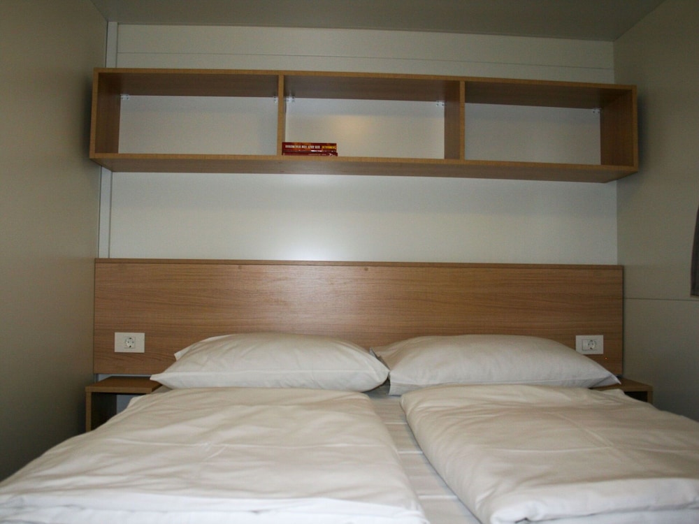 Acogedor Apartamento En Villa Para 6 Personas Con Wifi, Piscina, A/c, Tv, Terraza Y Aparcamiento - Funtana