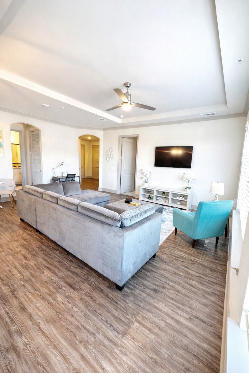 Buckhead Quarters - Spacious With Private Balcony - Decatur, GA