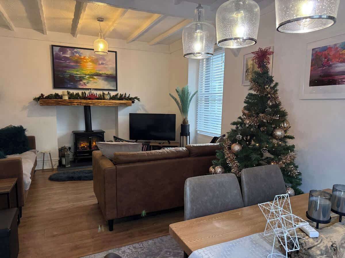 Beautiful Family Cottage Central Llandudno Parking - Rhos on Sea
