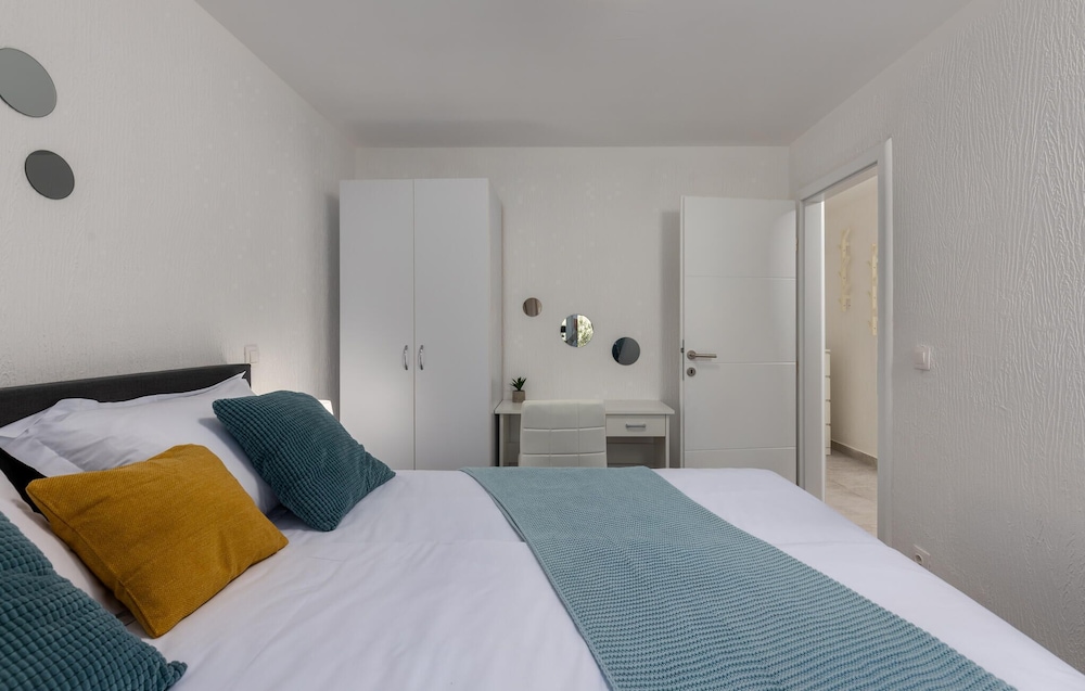 Schöne 3-zimmer-wohnung In Crikvenica - Selce