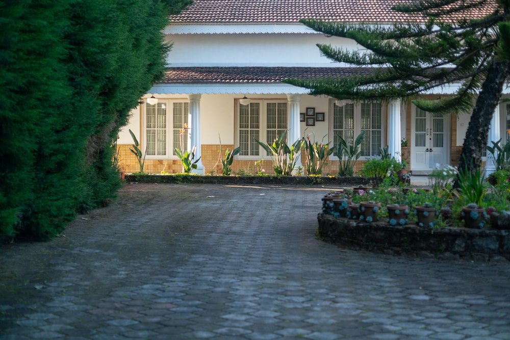 Marlihill Bungalow - Cgh Earth - Ooty