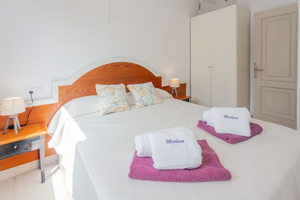Appartement 'Marlena' Avec Piscine Partagée, Wi-fi Et Climatisation - Cala Galdana