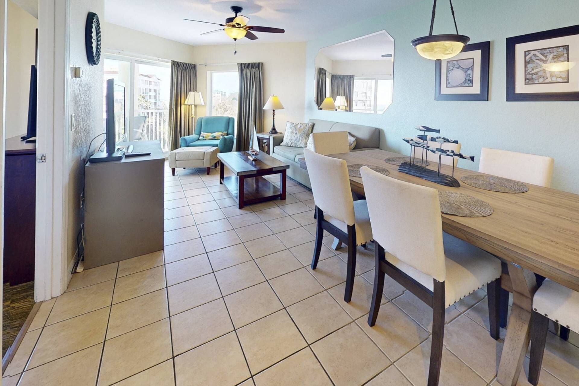 Resort Style Amenities.  Heated Pool.  Beachfront Bar.  Cafe.  Sunset Views.  Award Winning Beaches. - Treasure Island, FL