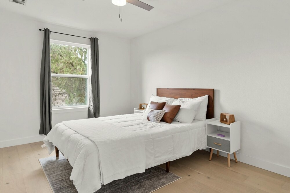 Beautiful & New Austin Getaway Under The Stars! - Travis County | Vrbo
