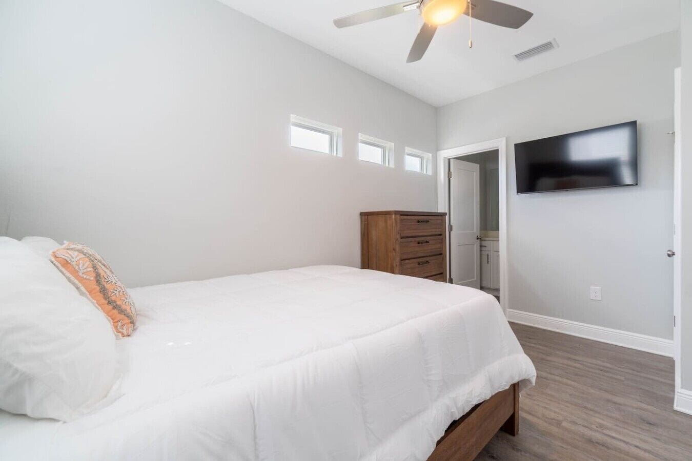 Vista Flat - Downtown Pensacola - Pensacola, FL