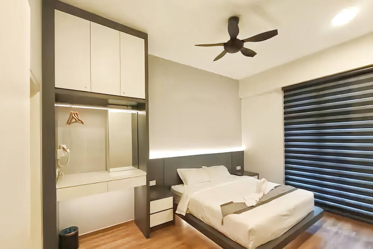 Apartamento Deluxe, não fumadores | 3 quartos, secretária, ferro/tábua de engomar, Wi-fi grátis 