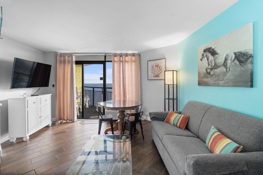 Elegant Ocean View King Ste: 12th Flr W/ Breakfast - Myrtle Beach, SC