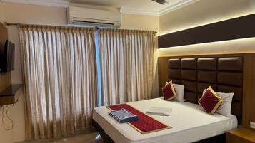 Standard AC | 1 quarto, quartos à prova de som, Wi-Fi de cortesia, roupa de cama