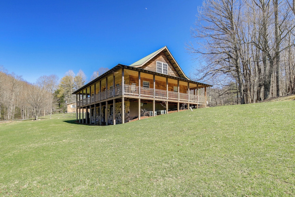 Tranquil Mountain Getaway In Troutdale: Game Room! - Marion, VA