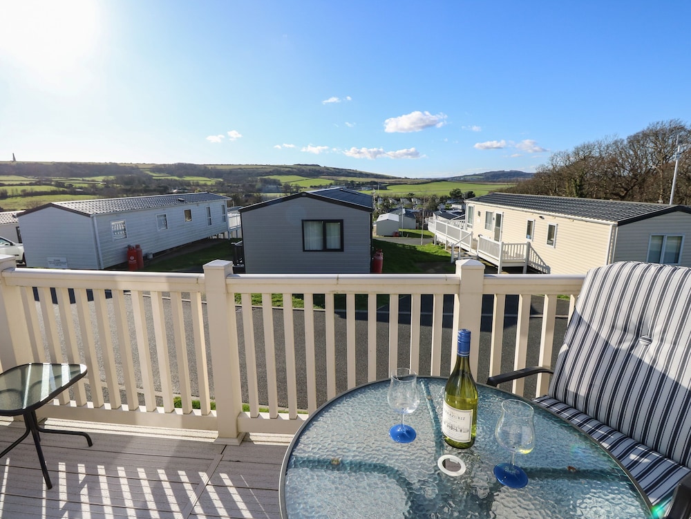 31 Crosswinds - Hampshire