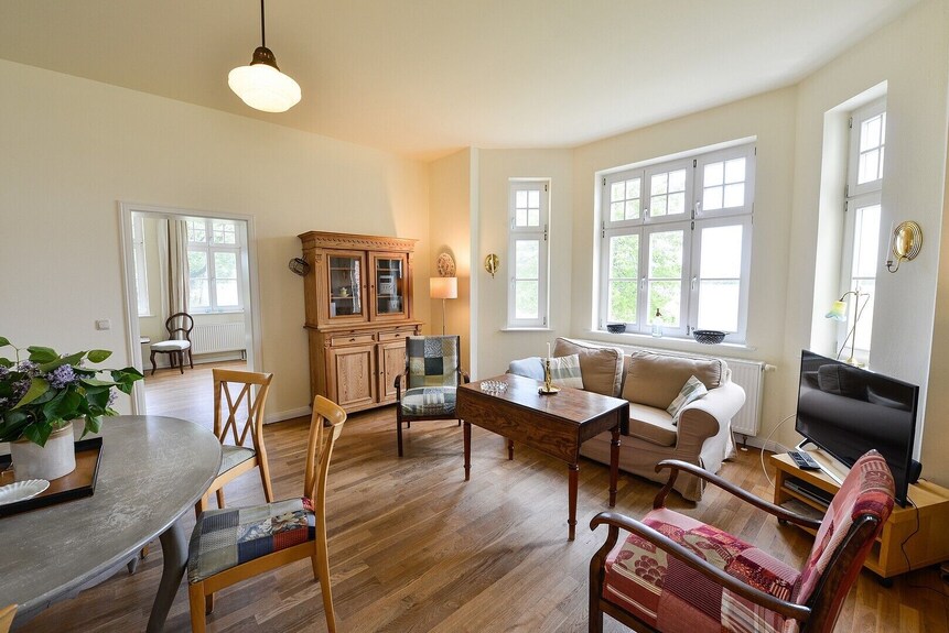 Vakantie Appartement "Gut Grubnow Rügen - 3" Met Uitzicht Op Het Meer, Gedeeld Terras & Wi-fi - Glowe