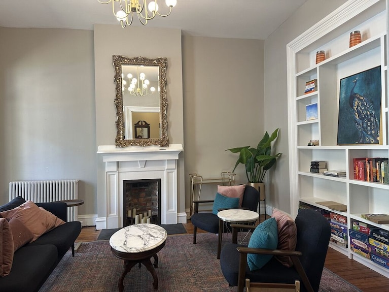 Large City Center House - 7 Beds/2 Ba W/ Parking - Richmond, VA