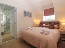 1 quarto, individualmente decorados, individualmente mobiliados