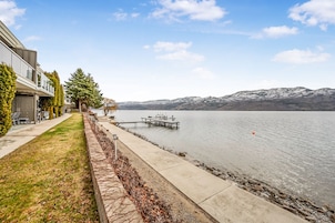 Vista para o lago