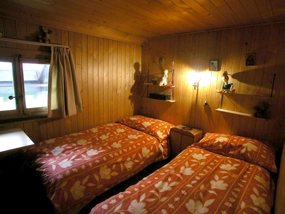 Cosy Chalet In Swiss Alps Stunning Views 360deg With River Below Unspoiled Area. - Canton Vaud