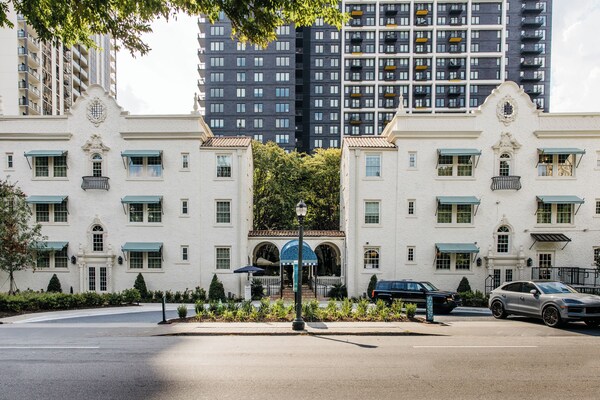 Hotel Granada, A Design Hotel - Dunwoody, GA