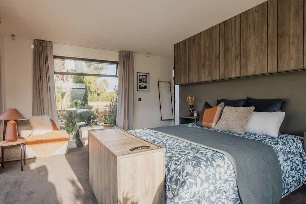 Luxury 5br Home • Sauna • Hot Tubs • Parking - Rolleston