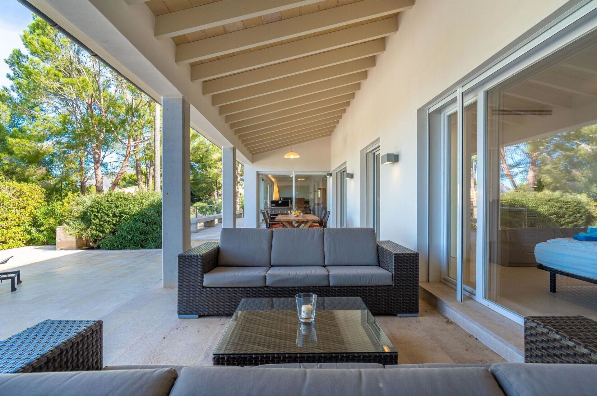 Beautiful villa for 8 guests with WIFI, private pool, A/C, TV, patio ...