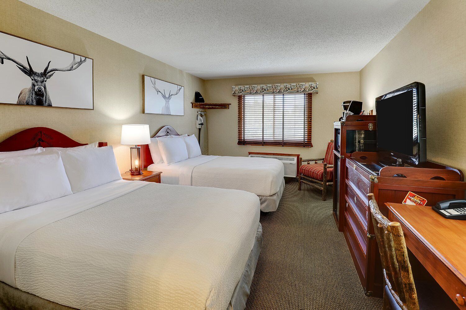 Family Adventure Awaits In Charming Galena! Indoor Pool | 2 Units - Galena, IL