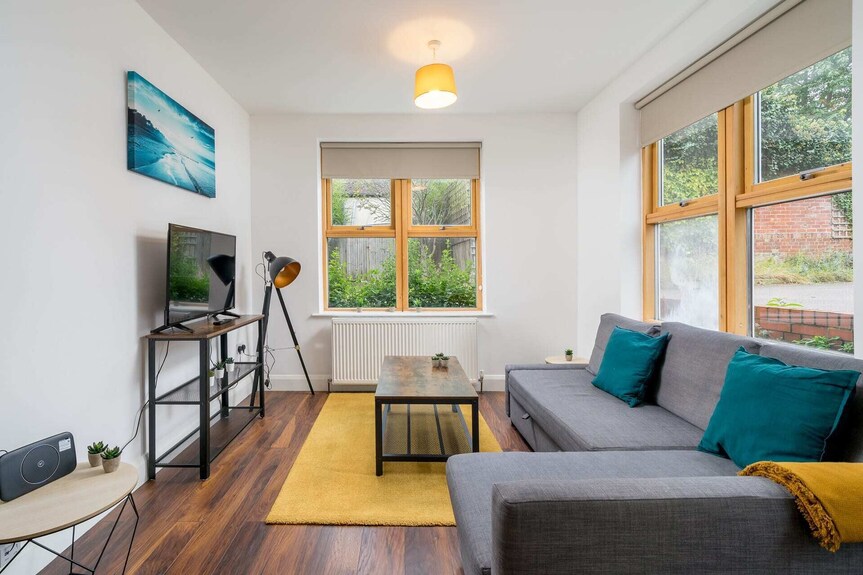 Centrl Watford 2 Bedroom Grnd Flr Apt With Parking - Watford