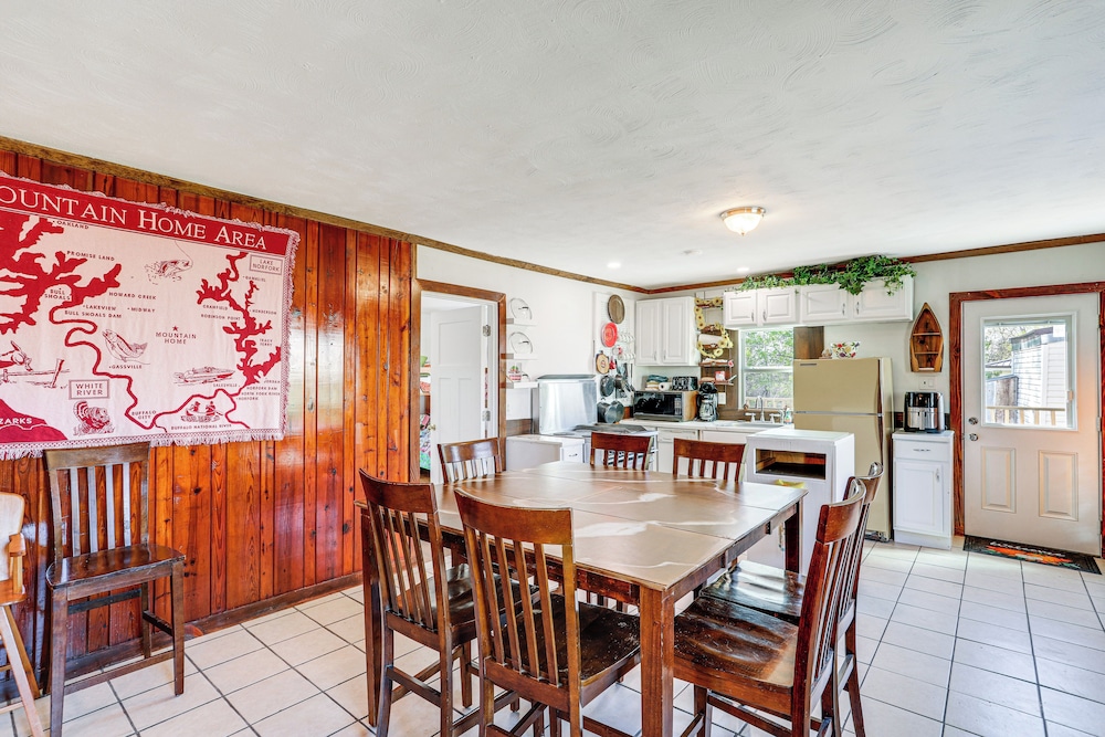 Arkansas Cabin W/ Deck < 1 Mi To Norfork Lake - Arkansas