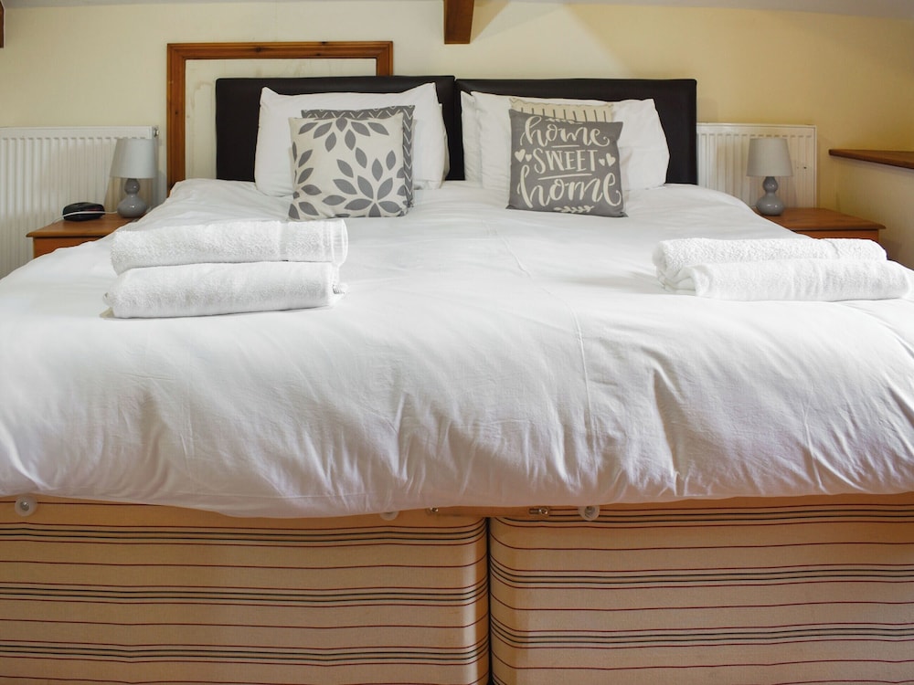 Uk46714 - Flint Lodge - Holt