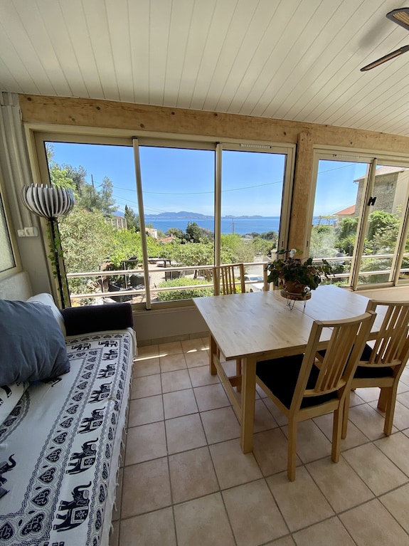 Appartement Tigueda, Véranda, Vue Mer - Marignane