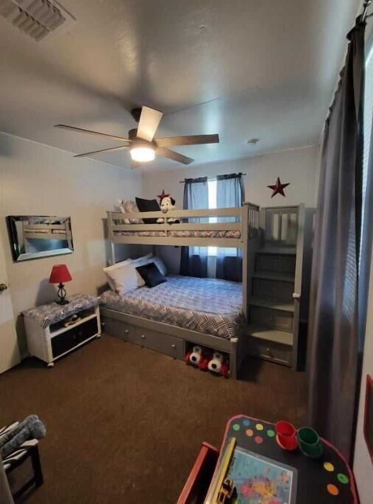 Lakefront Home - Country Setting - Just A Little Piece Of Paradise. - Clermont, FL