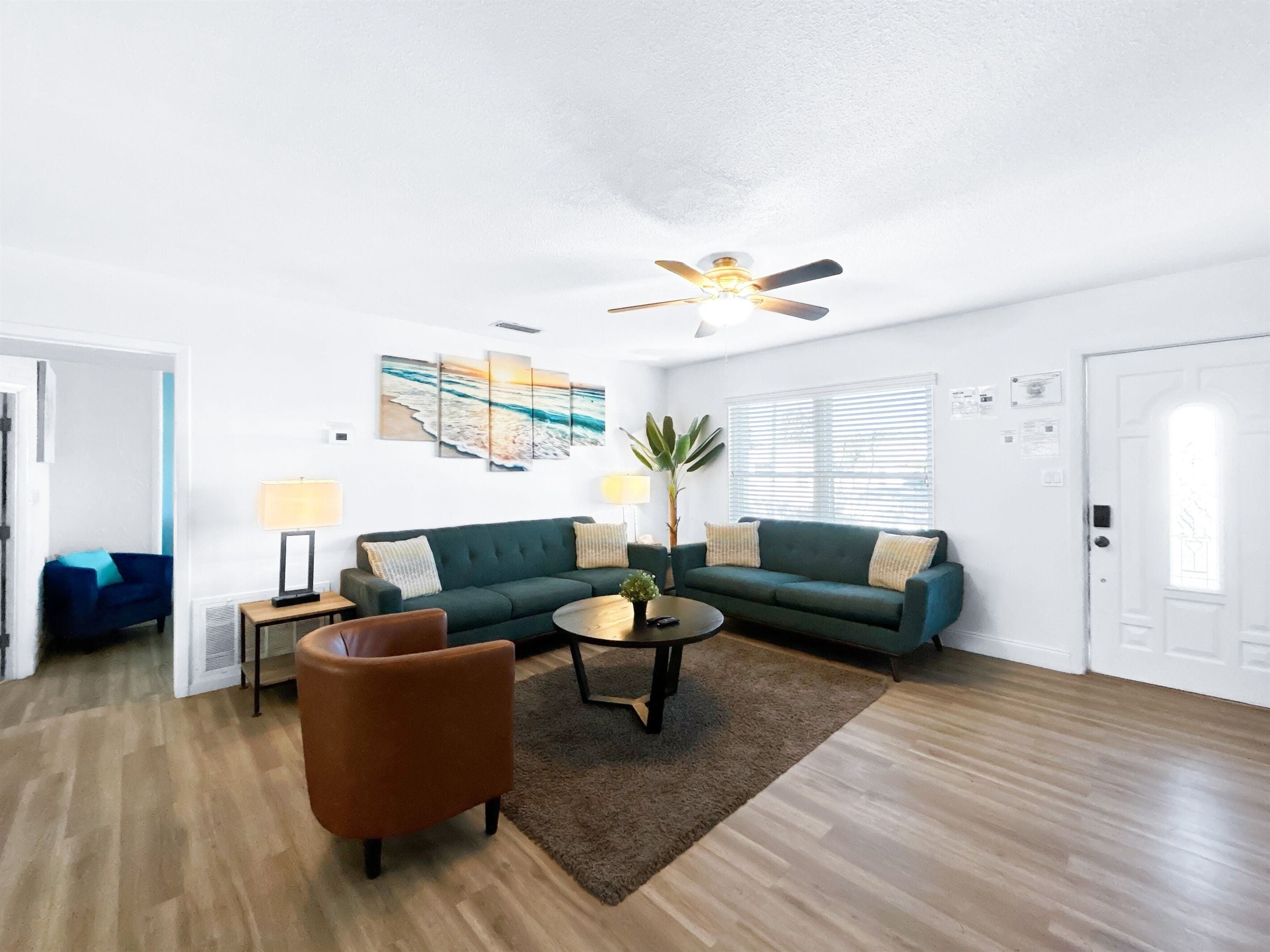 Heated Pool + New Luxury Hot Tub | 15 Min Beach - Coquina Beach, FL