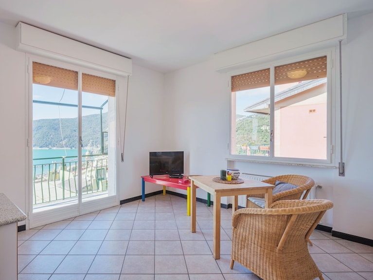 Joli Appartement Pour 5 Personnes Avec Wifi, Tv Et Balcon - Moneglia