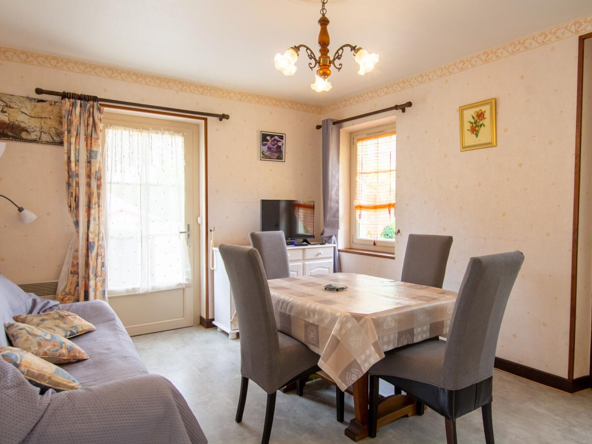 Charming House In Prats-du-périgord With Enclosed Garden - Dordogne