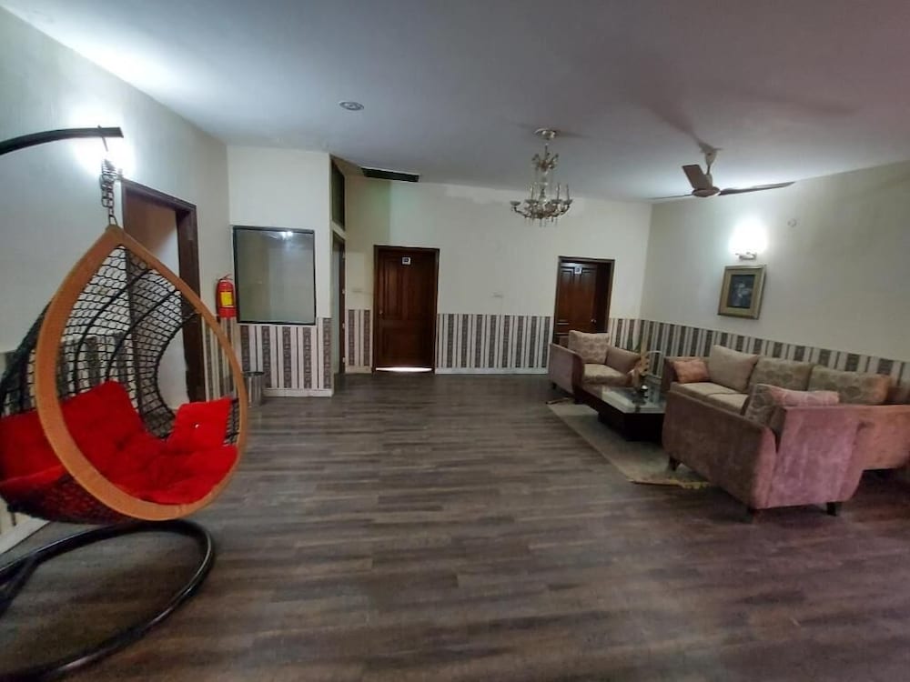 Casa Blanca Boutique Guest House - Islamabad