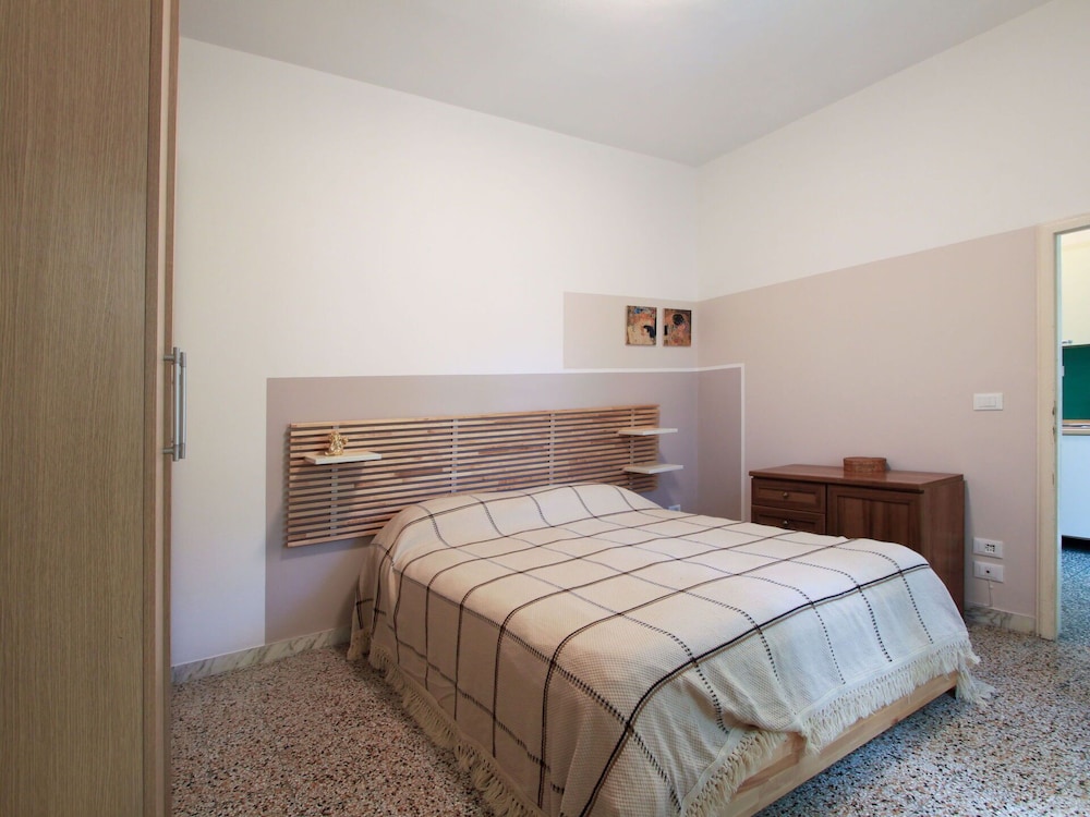 Prachtig Vrijstaand Vakantiehuis Voor 3 Personen Met Wifi, Airco, Tv En Patio - Forte dei Marmi