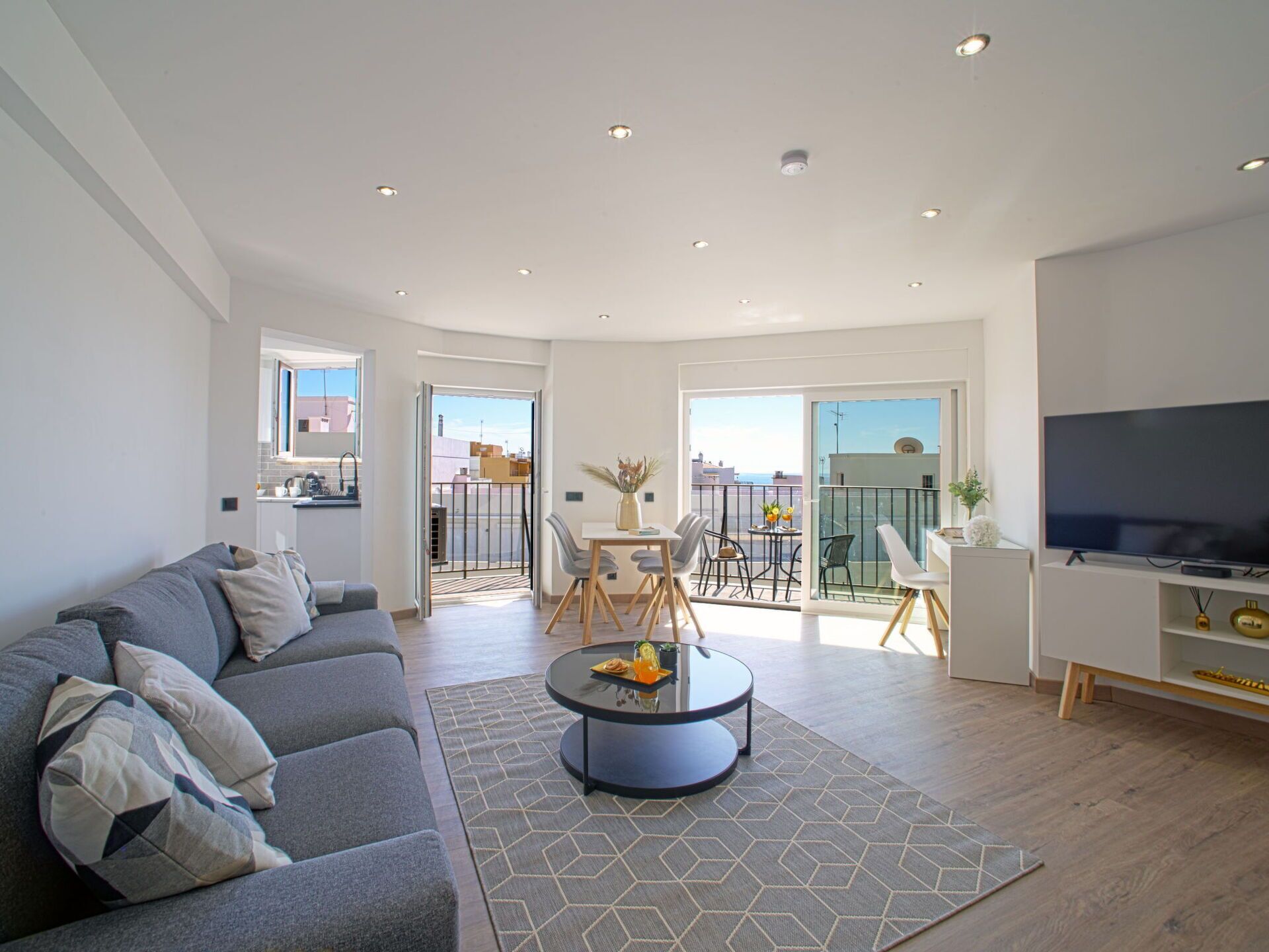 Cosy Apartment For 4 People With A/c, Wifi And Tv - Armação de Pêra