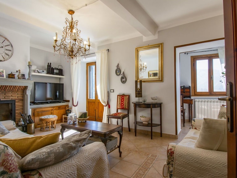 Wonderful Villa For 7 Guests With Wifi, Private Pool, Tv, Terrace And Pets Allowed - Bagni di Lucca