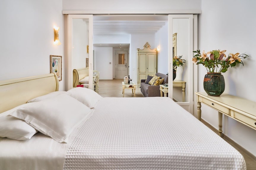 Beautiful Mykonos Villa Aurora | 3 Bedrooms | Outdoor Hot Tub And Sea View - Mykonos