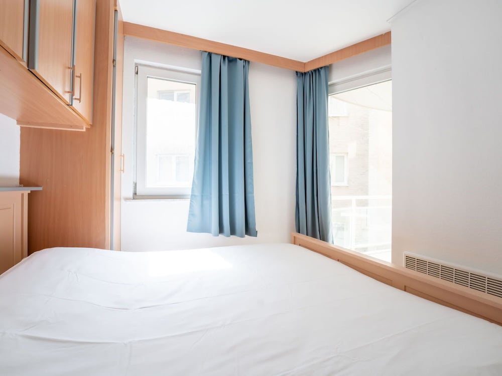 Confortable Appartement Pour 4 Personnes Avec Wifi, Tv, Balcon Et Parking - Ostende
