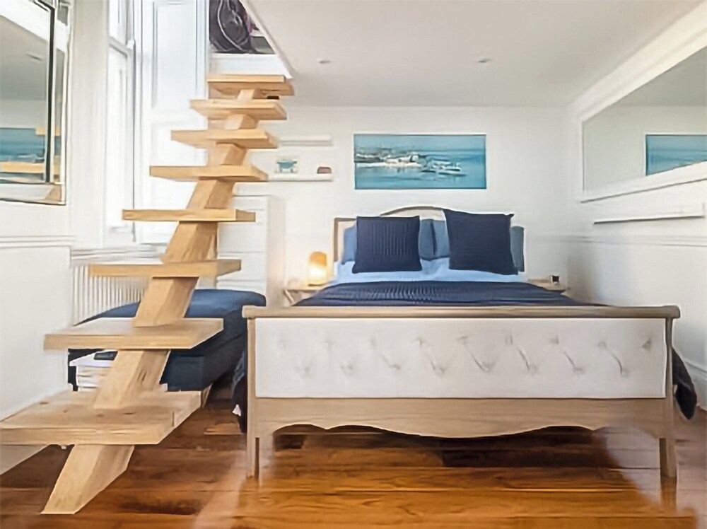 The Little Beach House - West Sussex