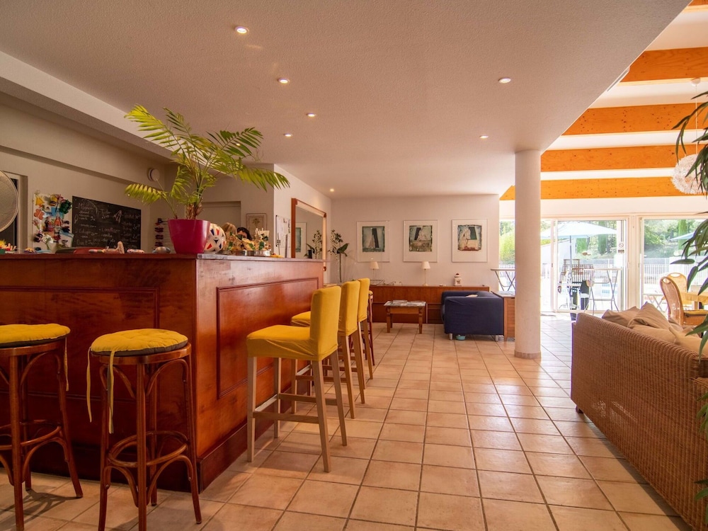 Schöne Wohnung Für 6 Personen Mit W-lan, Pool, Tv, Terrasse Und Parkplatz - Nans-les-Pins