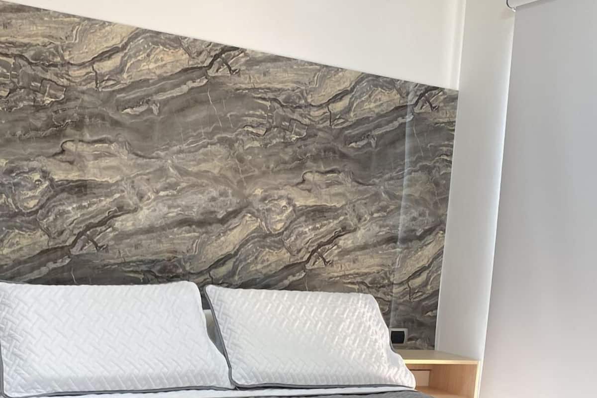 Quarto Duplo Standard, 1 quarto, varanda, Vista para a cidade | Lençóis de algodão egípcio, roupa de alta qualidade, edredões de penas 