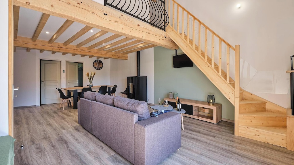 Maison De Vacances 'Chez Louisette' Avec Vue Sur La Montagne, Balcon Et Wi-fi - Aude