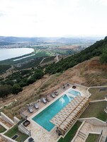 Piscina externa sazonal