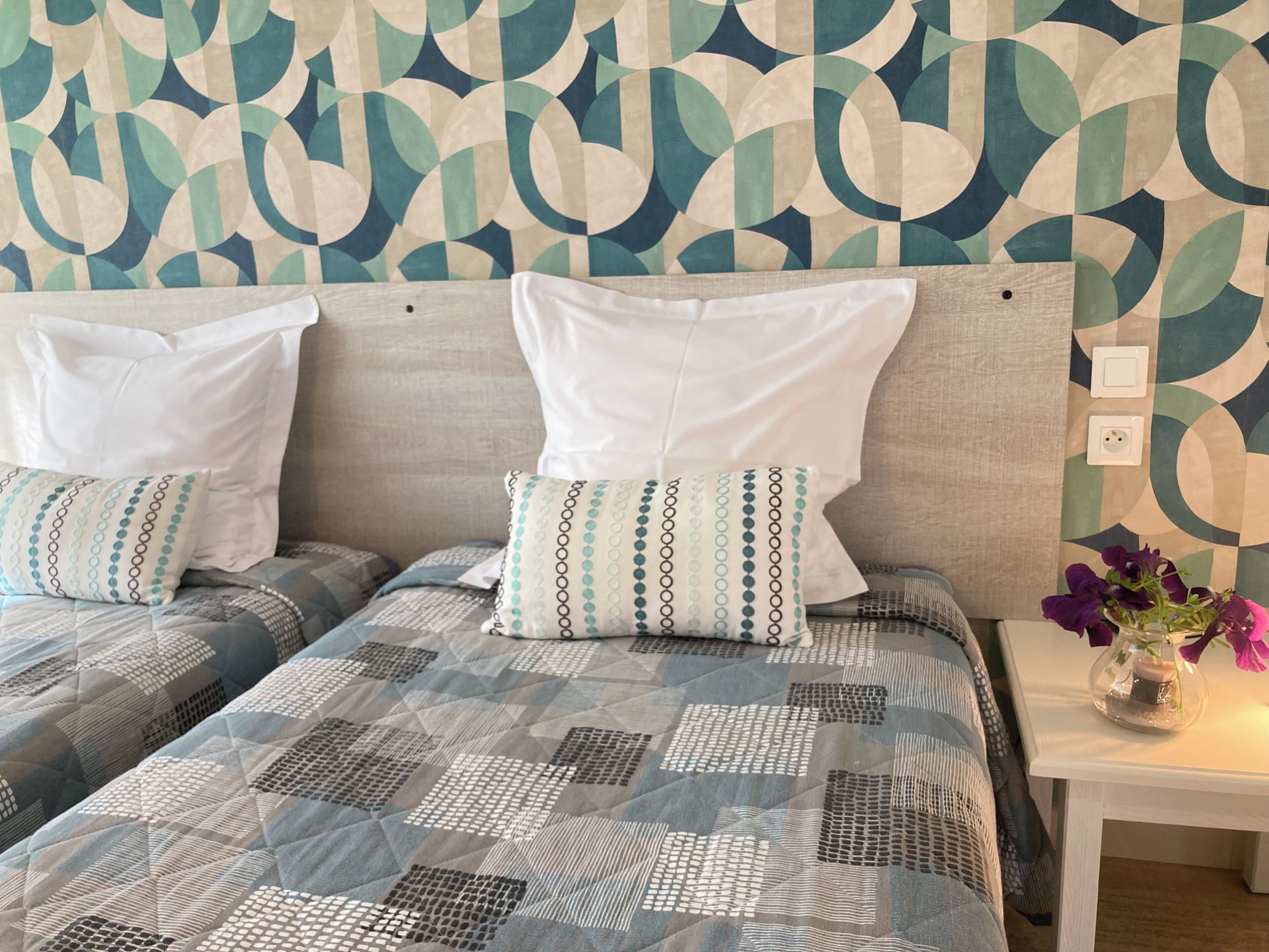 Quarto Twin Comfort, vista para o jardim | Wi-fi grátis 