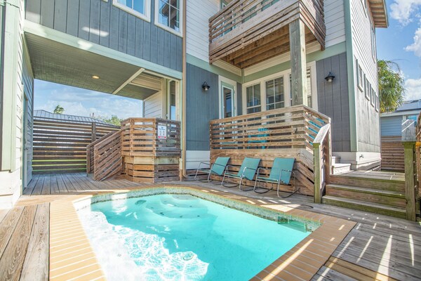 The Oyster House - Pet Friendly - Port Aransas Beach, TX