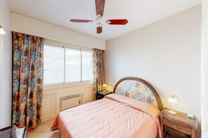 Apartamento | 1 quarto, Wi-fi grátis, roupa de cama fornecida 