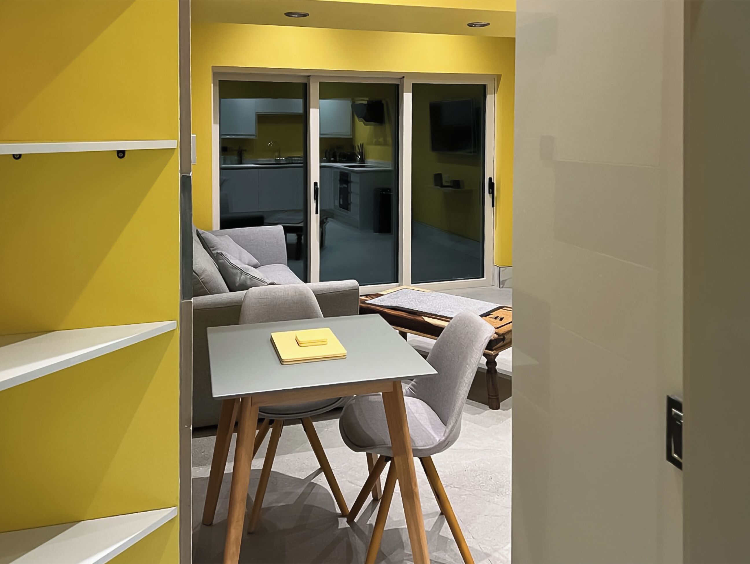 1 Bedroom Accommodation In Sheffield - Nottinghamshire