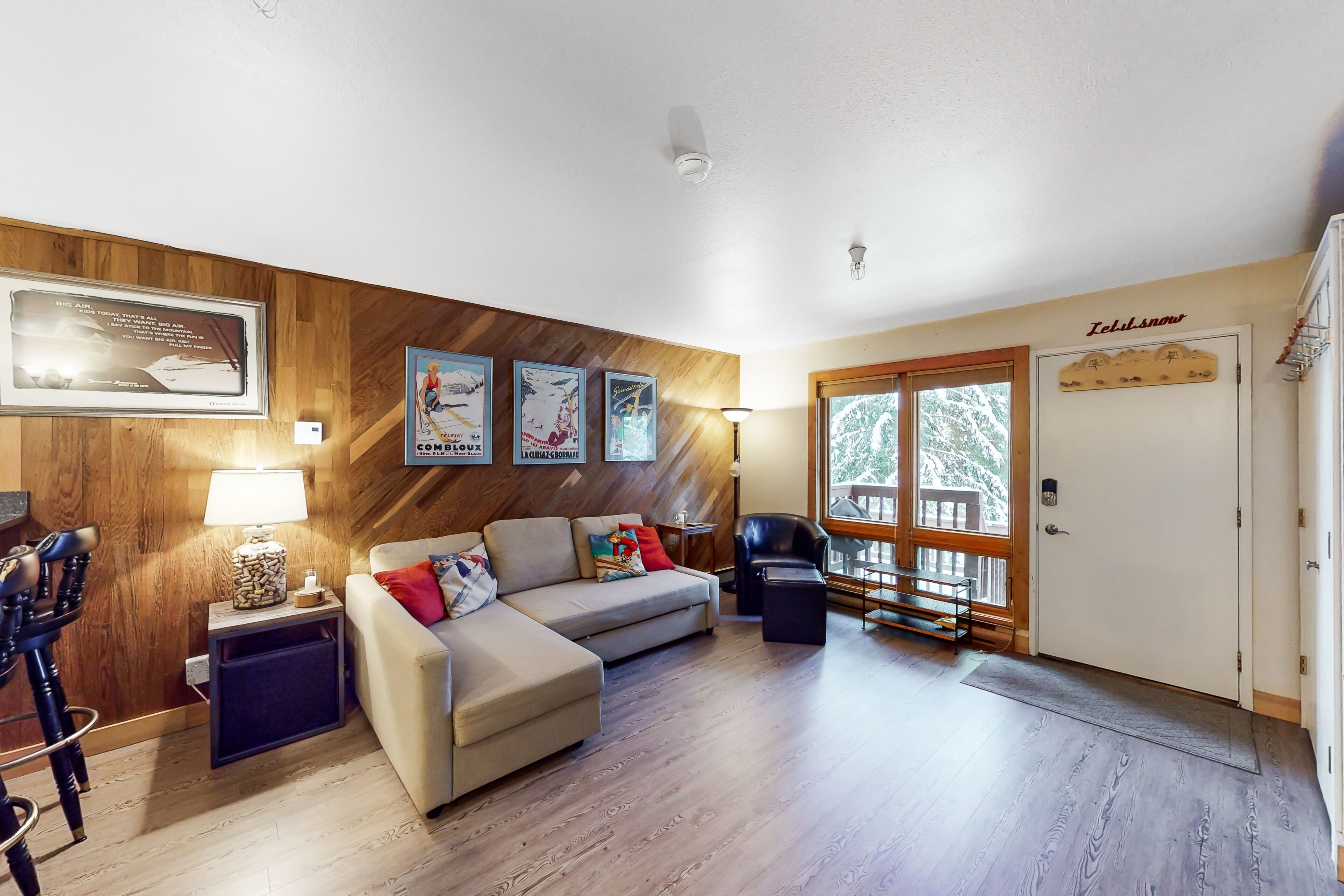 Dog-friendly Ski-in/out Condo At The Base Of Mt. Alyeska With Open Layout & W/d - Alaska