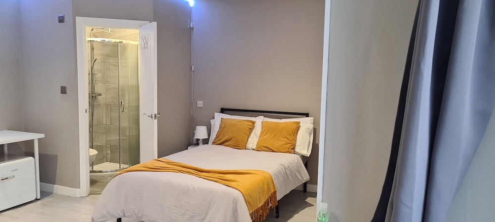 Stylish & Modern Studio In Burnley - Burnley